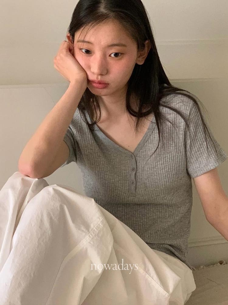나우어데이즈 jinsim 진심 코튼 립 버튼 티셔츠 코튼 모달 반팔 브이넥 골지 단추 t (4col)