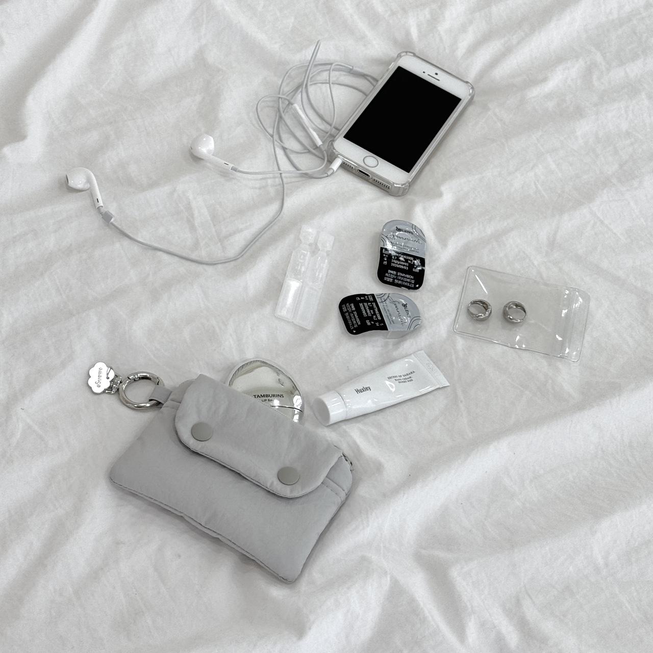 오멩이 핸드메이드 리사이클 나이론 구름키링 패딩 투웨이 카드지갑 Re-nylon cloud key-ring two-way ...