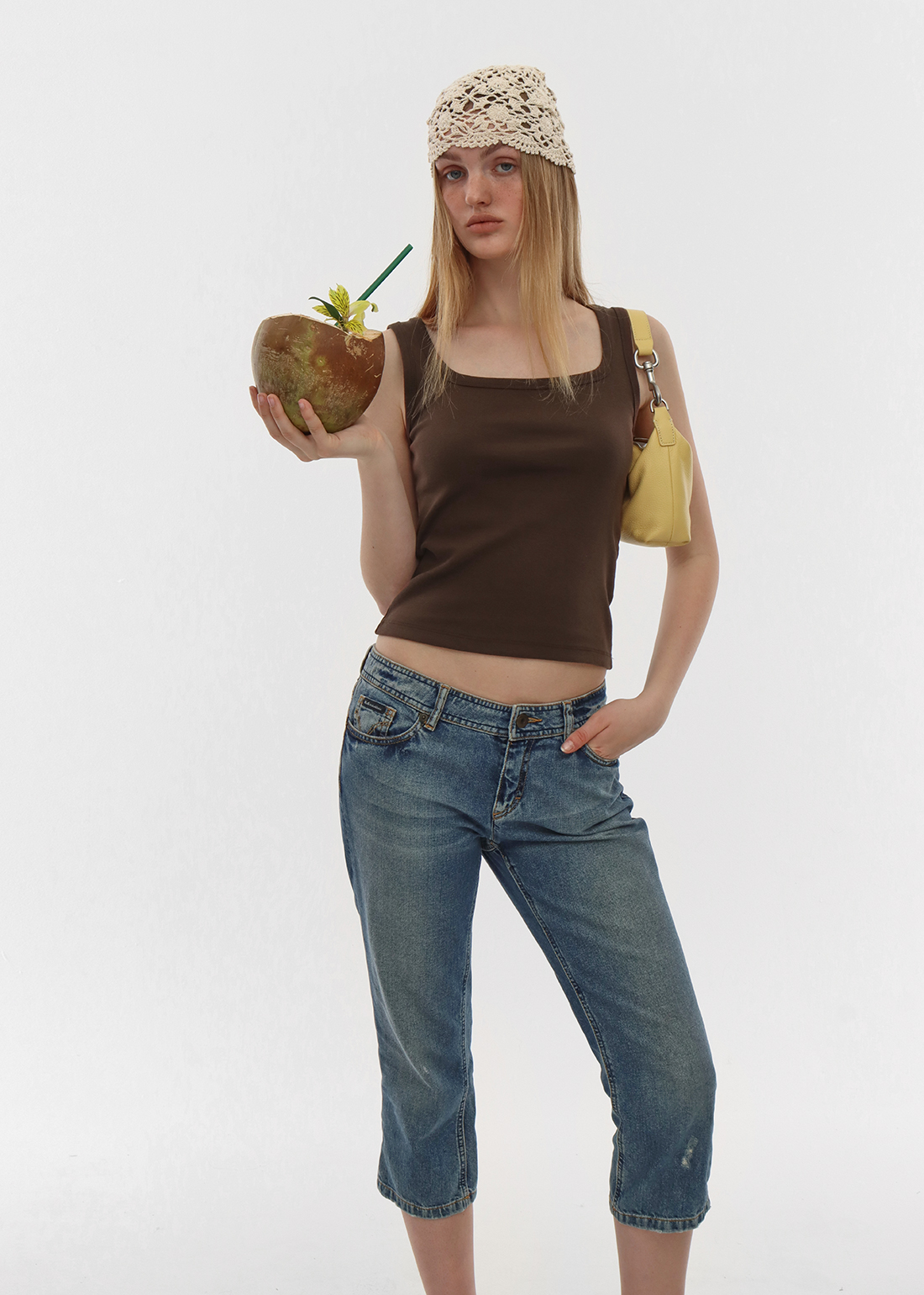 블랙업 [3천장판매] [B-BASIC] 스탠다드 와이드 스퀘어넥 나시 (2SIZE)