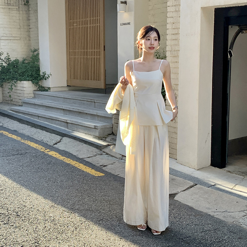 아뜨랑스 투피스세트 알레 페플럼 스모크 나시 와이드 밴딩 팬츠 투피스 세트 투피스세트 나시팬츠세트 바캉스룩 꾸안꾸룩 여름세트