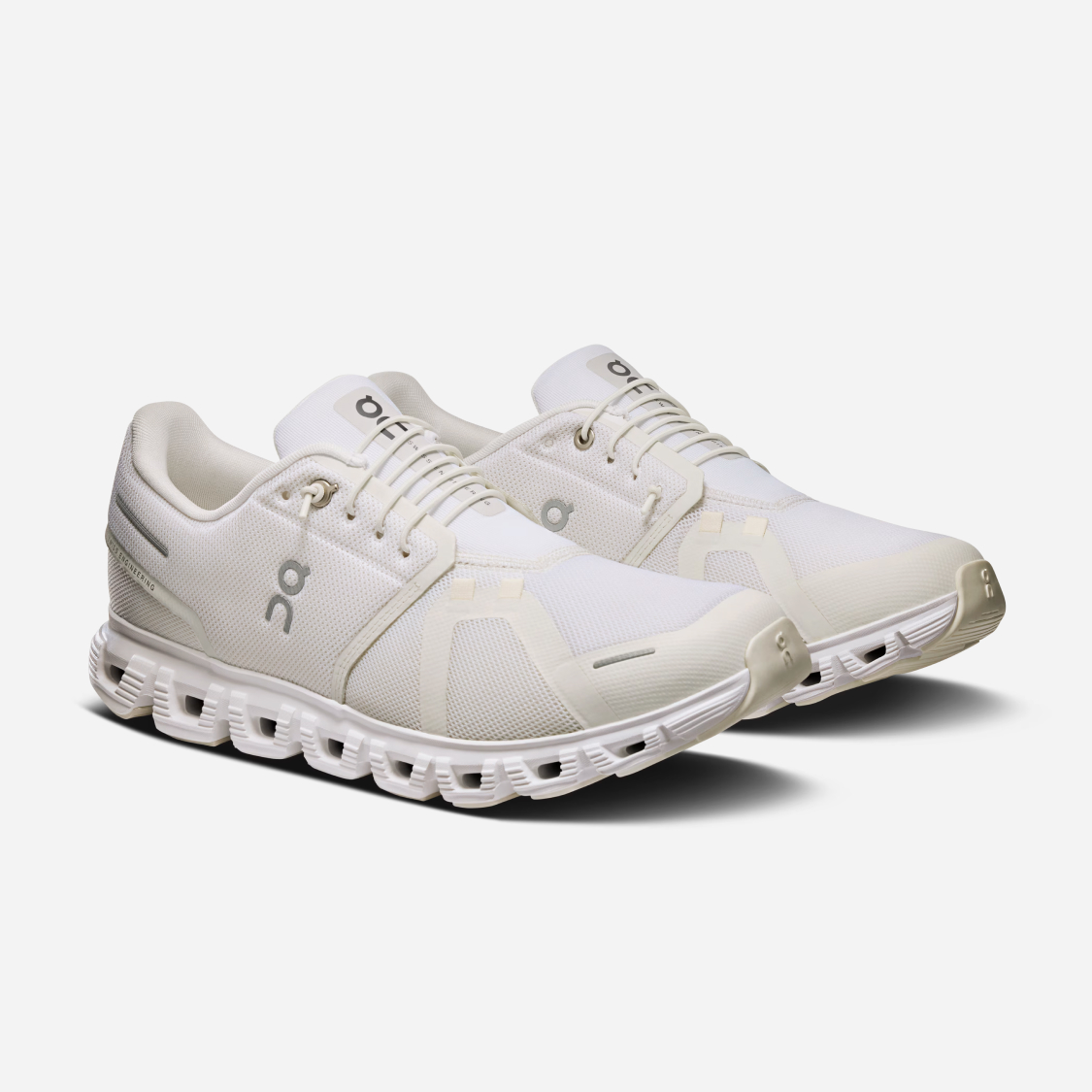 카카오스타일리퍼브샵 [B급] 온러닝 MEN 클라우드 6 스니커즈 WHITE/WHITE 3MF1007 1200