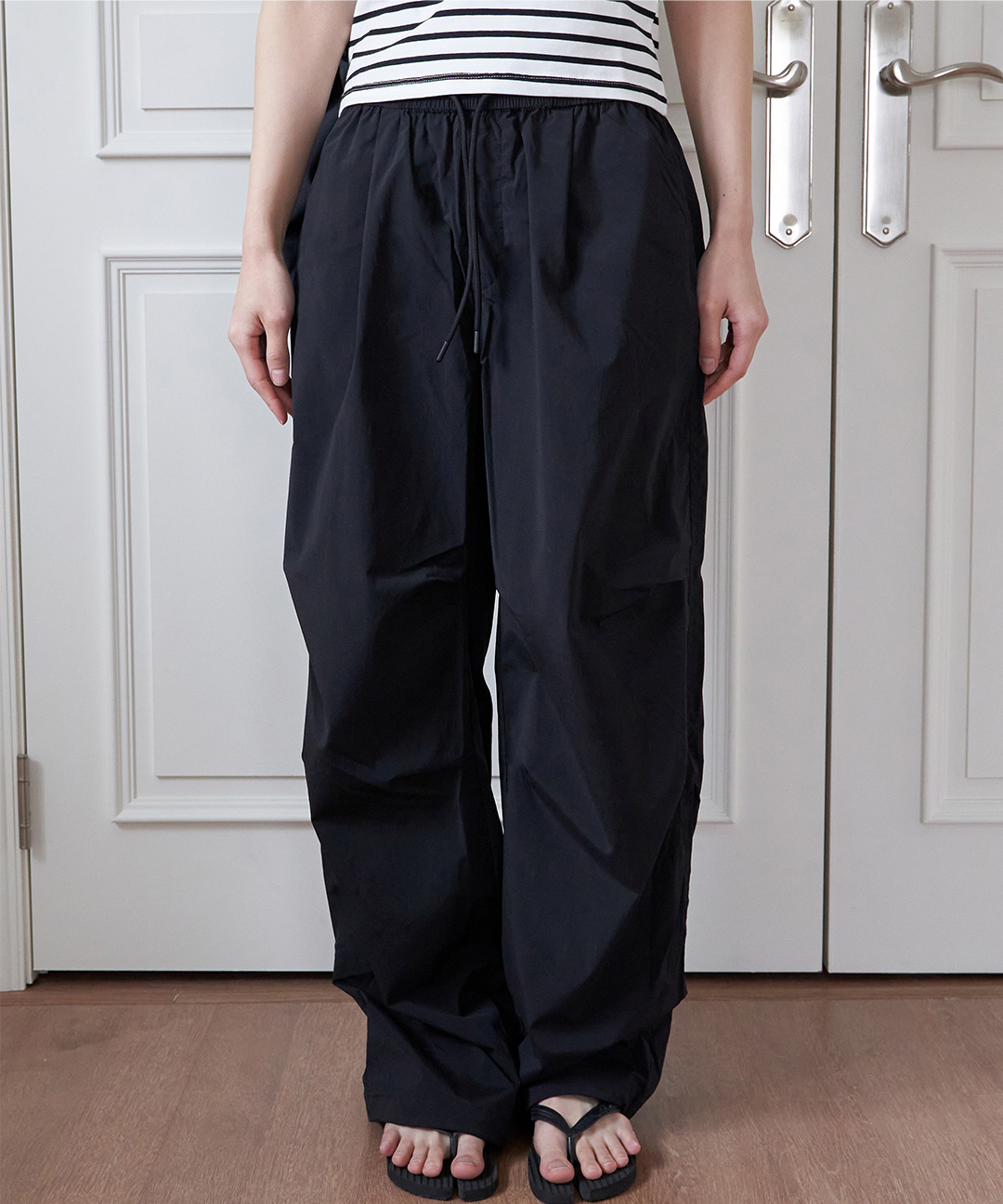 스파오 [COOL] 2-WAY 파라슈트 와이드 팬츠 (나일론)_SPTCF25G01